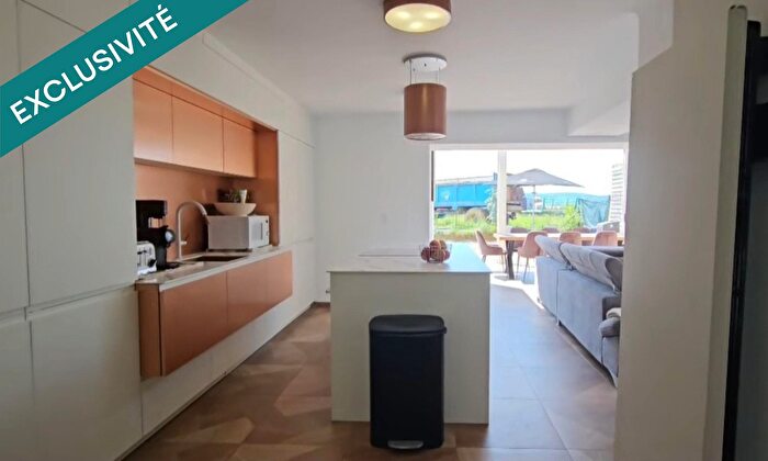 Maison à vendre - Roussy-le-Village - 5 pièces - 3 chambres