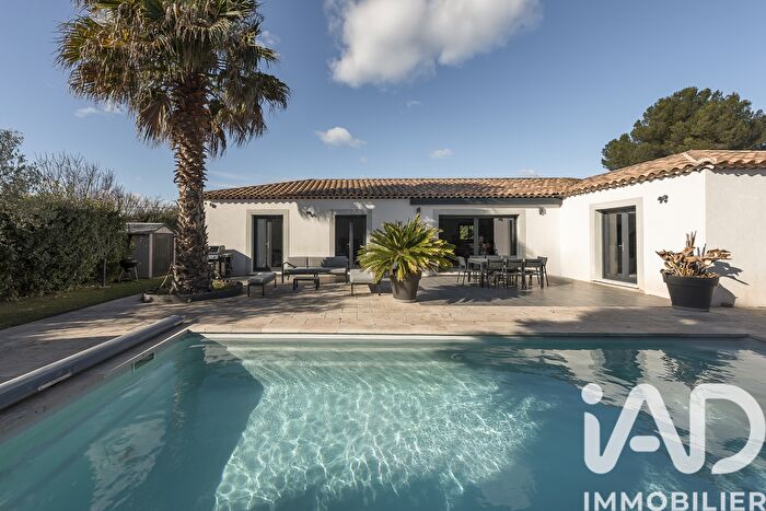 Maison à vendre - Ventabren - 5 pièces - 4 chambres