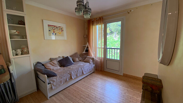 Les Angles : Appartement 1 pièce à vendre