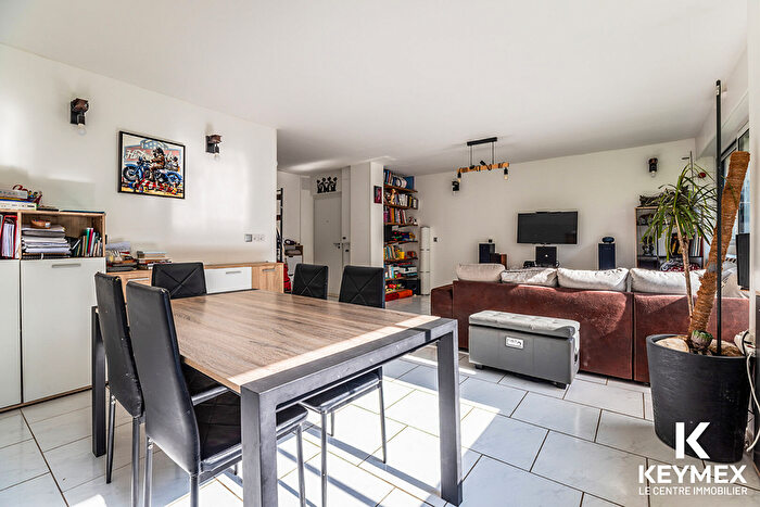 Appartement à vendre - Écouen - 4 pièces - 2 chambres