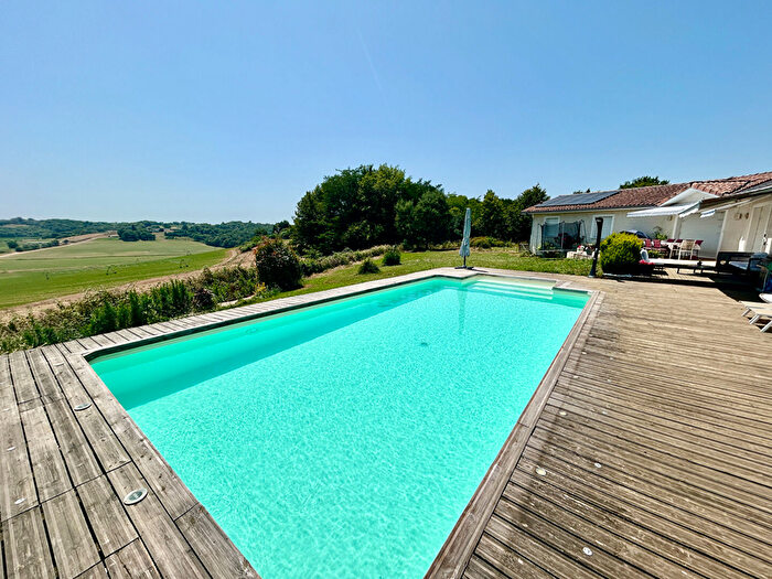 Maison à vendre - Buanes - 6 pièces - 4 chambres