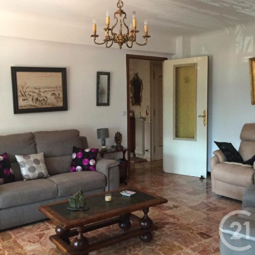 Saint-Laurent-du-Var, Centre-ville, Rascas, Notre-Dame, Condamines - Appartement 5 pièces à louer