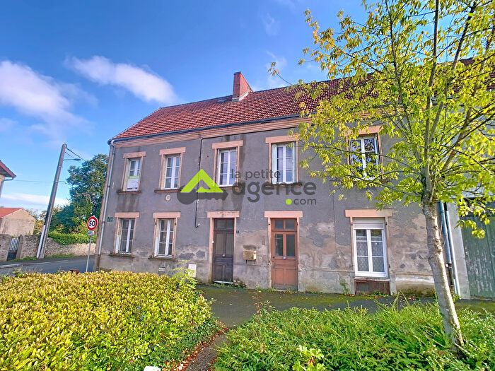 Maison à vendre - Chénérailles - 11 pièces - 5 chambres