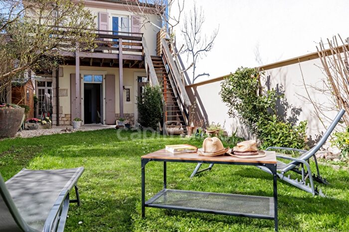 Maison à vendre - Divonne-les-Bains - 7 pièces - 5 chambres