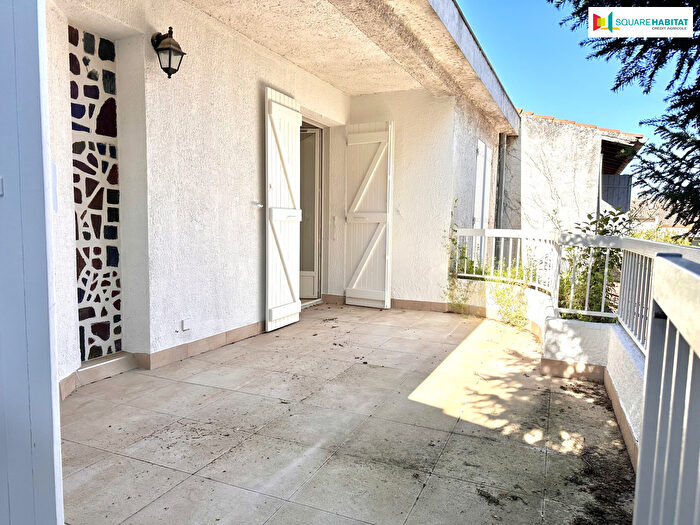 Appartement à louer - LIsle-Jourdain - 4 pièces - 3 chambres