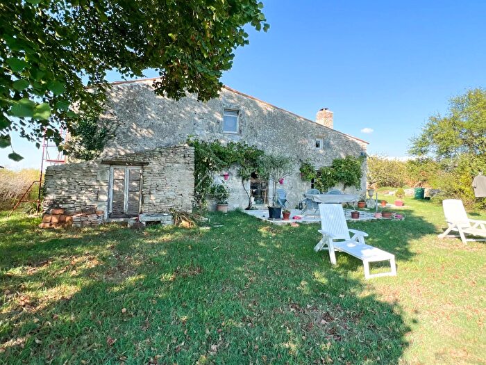 Maison à vendre - Moëze - 5 pièces - 3 chambres