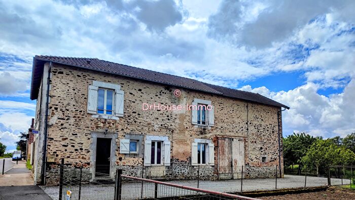 Maison 6 pièces à vendre à Bussière-Poitevine