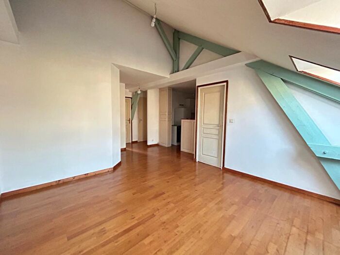 Appartement à vendre - Alençon, Coeur de Ville - 3 pièces - 2 chambres
