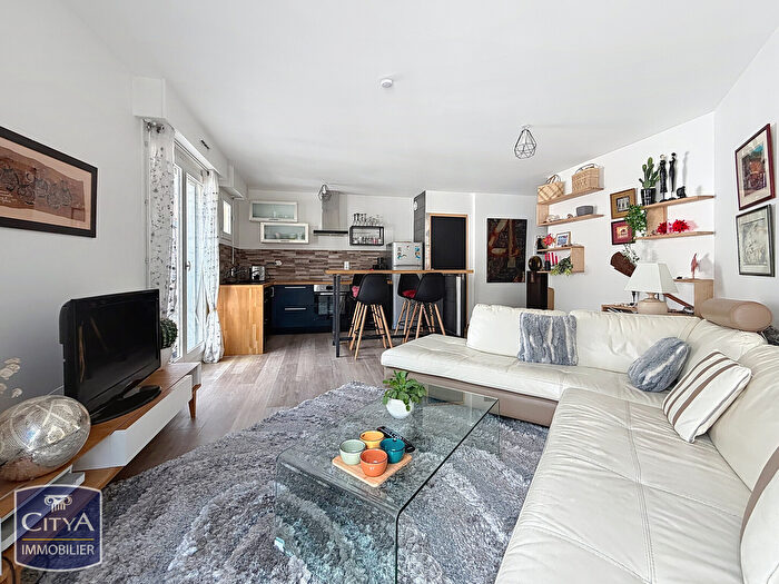 Appartement à vendre - Challes-les-Eaux - 2 pièces - 1 chambre