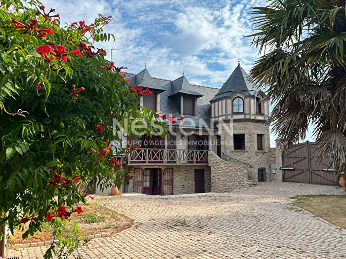 Maison 10 pièces à vendre à Couëron, Villages