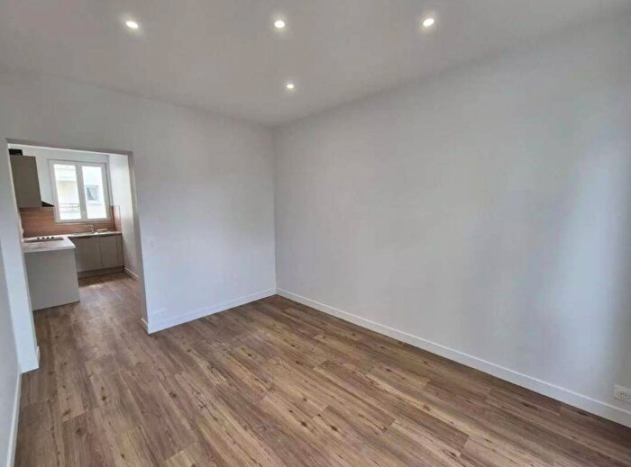 Appartement 1 pièce à louer - Plateau Nord, Suresnes