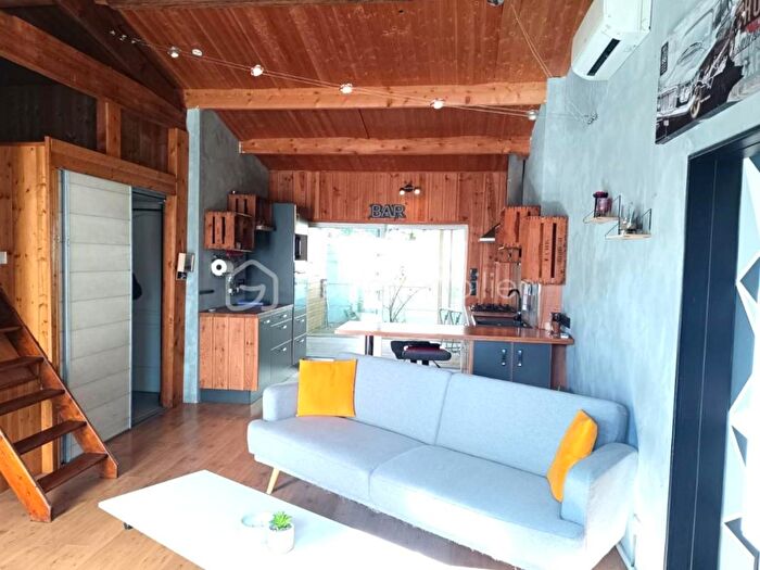 Maison à vendre - Castelnau-de-Médoc - 3 pièces - 2 chambres