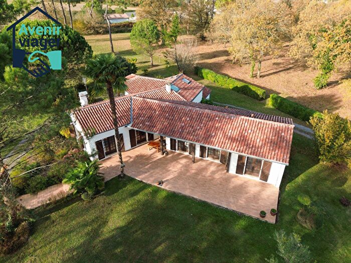 Maison à vendre - Doazit - 5 pièces - 4 chambres