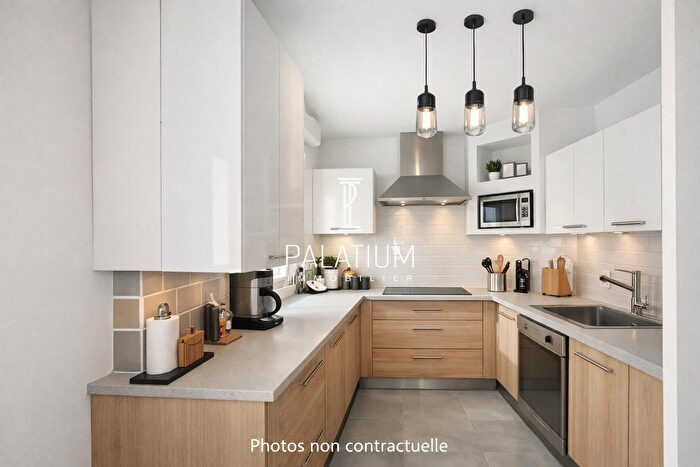 Appartement à vendre - Sisteron - 5 pièces - 3 chambres