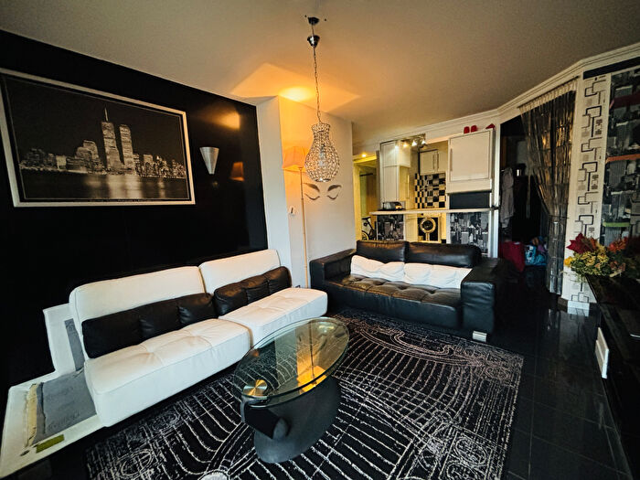 Appartement à vendre - Bourges - 3 pièces - 2 chambres