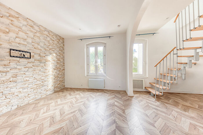 Appartement à vendre - Noisiel, Ville ancienne - 3 pièces - 2 chambres