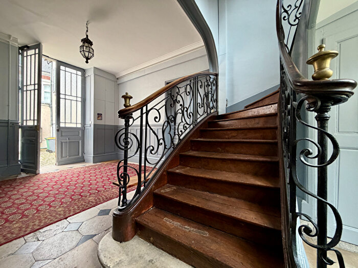 Appartement à vendre - Orléans, Cathédrale, Jeanne dArc - 2 pièces - 1 chambre