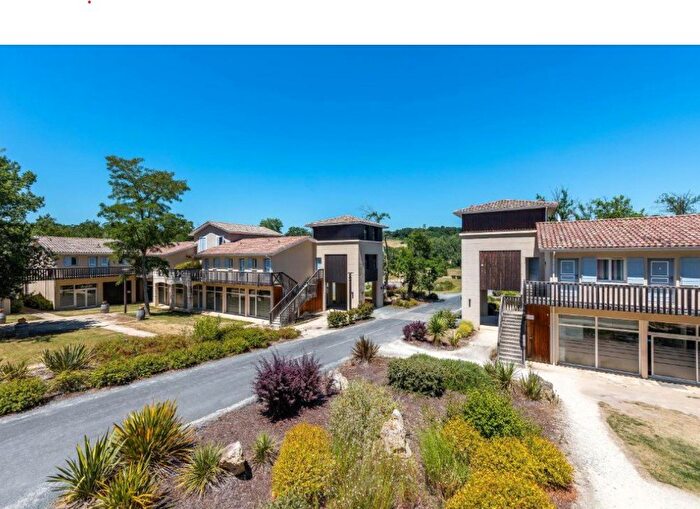 Appartement à vendre - Barbaste - 3 pièces - 2 chambres