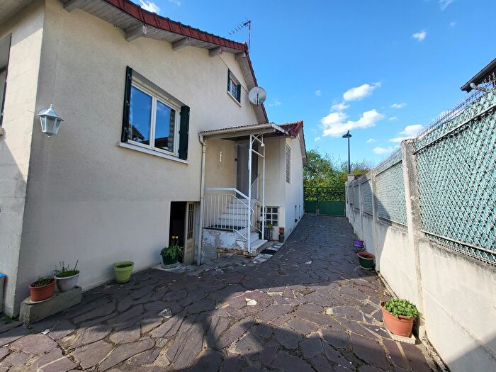 Maison à vendre - Champigny-sur-Marne, Coeuilly Village Parisien - 5 pièces - 4 chambres