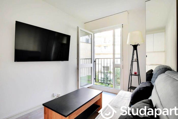 Appartement 1 pièce à louer - Goutte d'Or-Château Rouge, Paris 18ème arrondissement