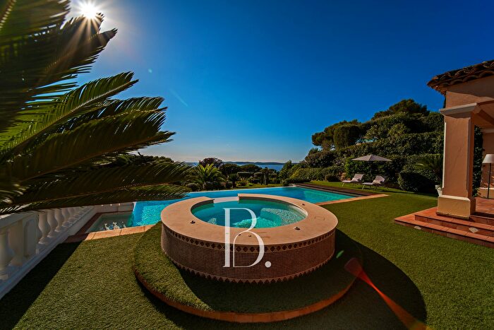 Sainte-Maxime, Sémaphore, Nartelle : Maison 6 pièces à vendre
