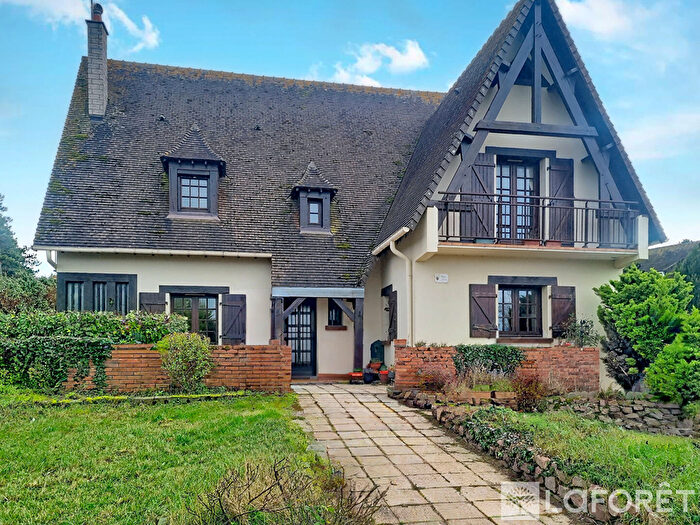 Maison à vendre - Merville-Franceville-Plage - 8 pièces - 4 chambres