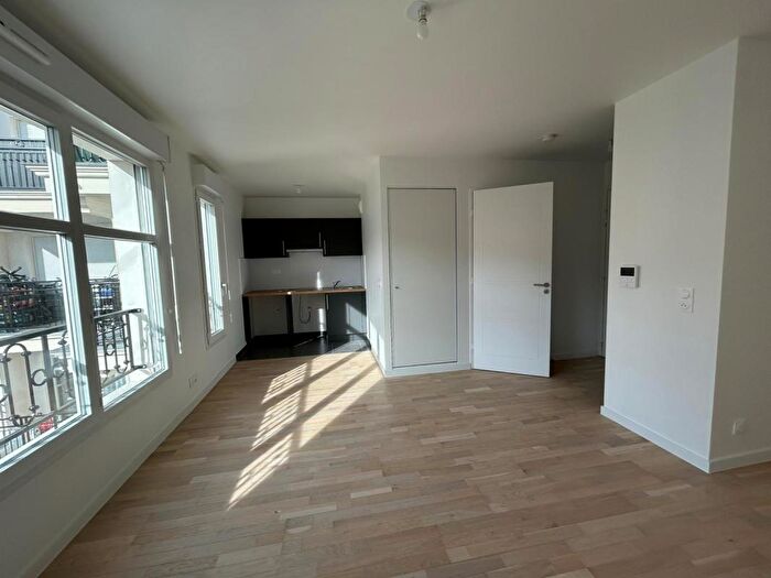 Appartement à louer - Le Blanc-Mesnil, Eiffel - 1 pièce