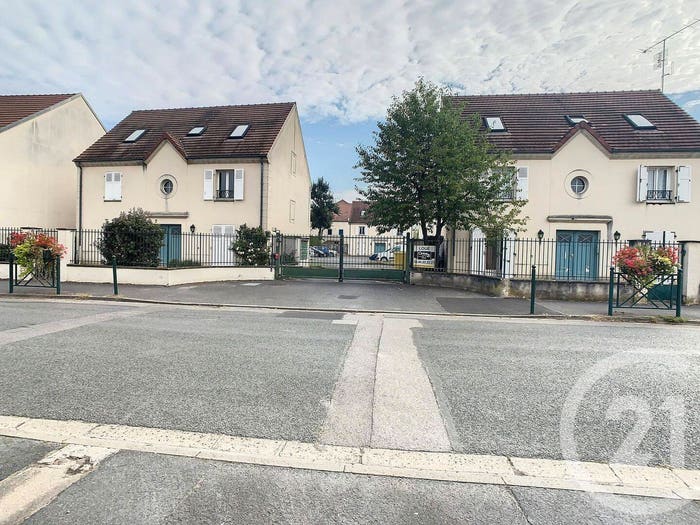 Lacroix-Saint-Ouen : Appartement 2 pièces à louer