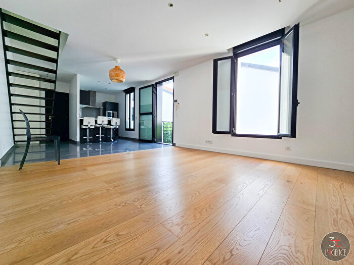 Appartement à vendre - Montreuil, Solidarité, Carnot - 4 pièces - 2 chambres