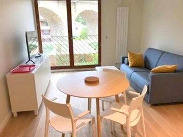 Appartement à louer - La Ville Au Bois, Viroflay - 1 pièce