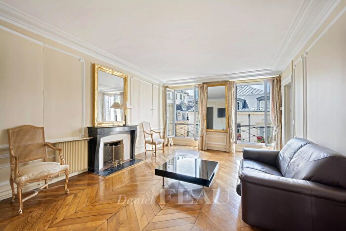 Appartement 4 pièces à Paris 1er, Palais Royal, à vendre
