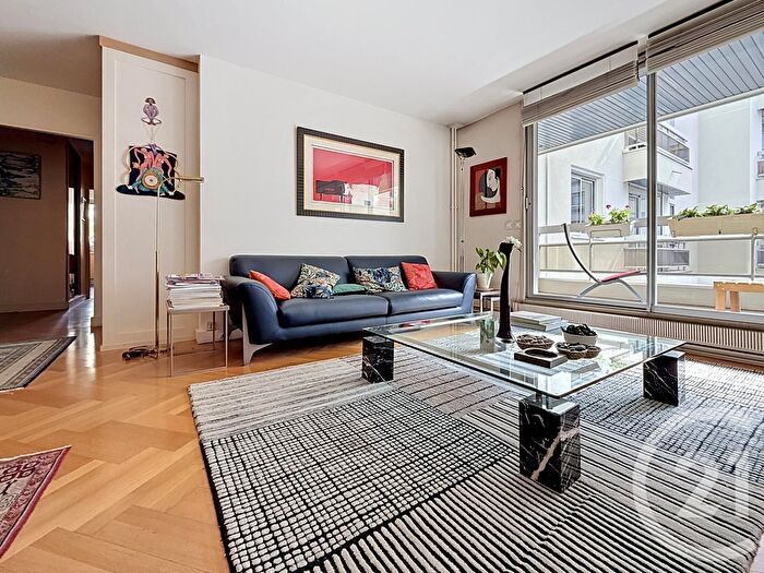 Paris 12ème, Bel-Air, Nord : Appartement 4 pièces à vendre