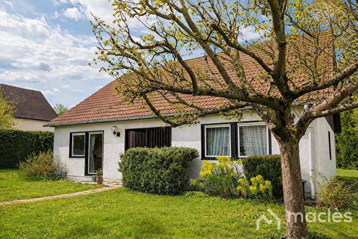 Maison à vendre - Bouffémont - 8 pièces - 6 chambres