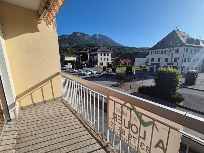 Est, Saint-Pierre-en-Faucigny - Appartement 2 pièces à louer