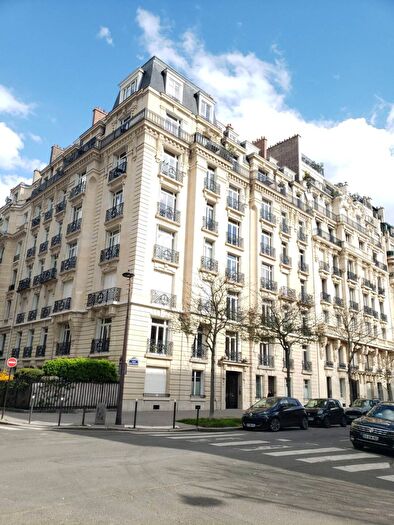 Appartement à louer - Paris ème arrondissement - 5 pièces - 3 chambres