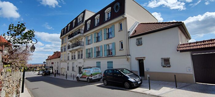 Les Clayes-sous-Bois, Centre-ville : Appartement 1 pièce à vendre