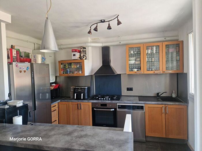 Appartement à vendre - Marseille e , Les Chartreux - 4 pièces - 3 chambres