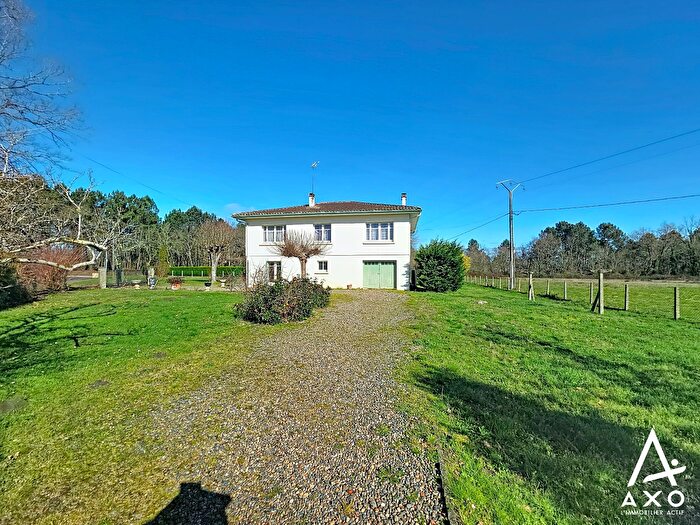 Maison à vendre - Pujo-le-Plan - 6 pièces - 4 chambres