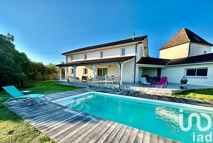 Maison à vendre - Lavardac - 10 pièces - 7 chambres