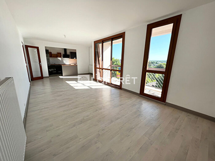 Appartement 4 pièces à Chantilly, à louer