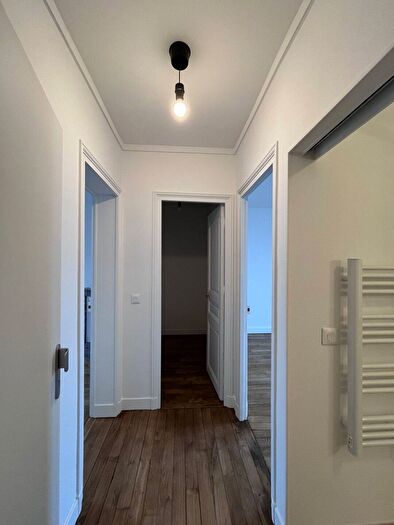 Centre Ville, Clichy : Appartement 2 pièces à louer