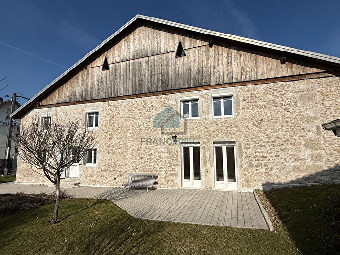 Maison à vendre - Trévillers - 8 pièces - 5 chambres