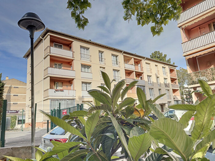 Appartement à vendre - Aix-en-Provence, Val Saint-André - 4 pièces - 3 chambres