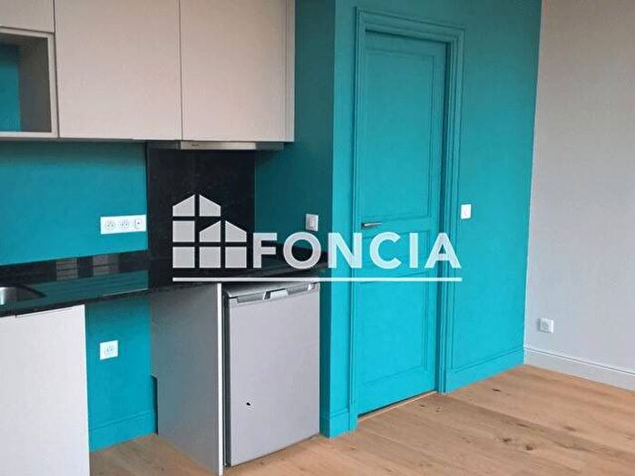 Appartement à louer - Zone Pietonne, Avignon - 1 pièce