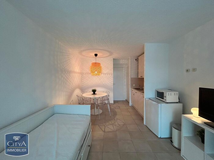 Appartement à louer - Trouville-sur-Mer, Plages, Promenade des Planches, Bon Secours - 1 pièce - 1 chambre