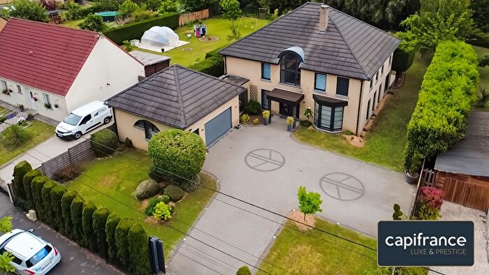 Maison à vendre - Crespin - 7 pièces - 5 chambres