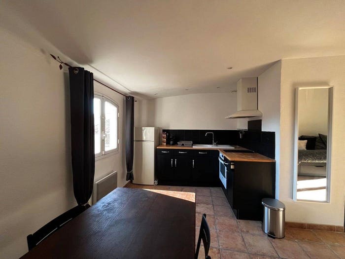 Les Alyscamps-Chabourlet, Arles : Appartement 2 pièces à louer