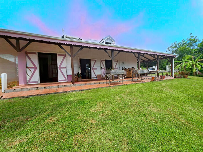 Maison à vendre - Rivière-Pilote - 4 pièces - 3 chambres