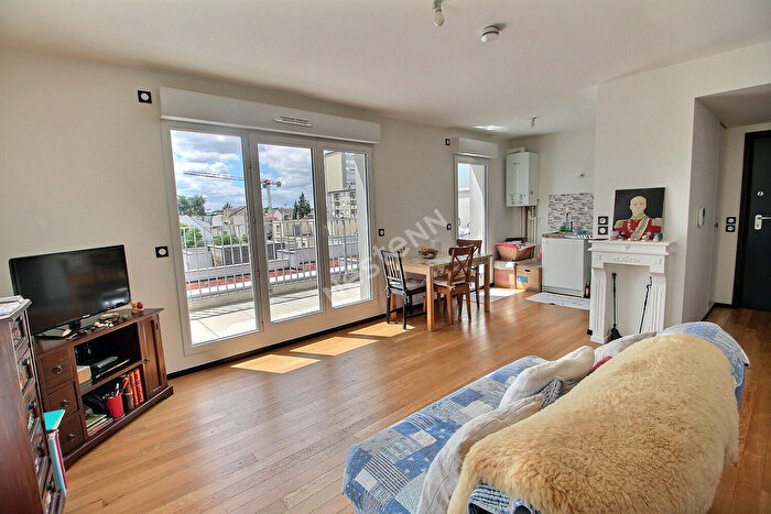 Romainville, Centre-ville : Appartement 2 pièces à vendre