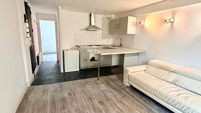 Appartement à vendre - Pierrefitte-sur-Seine, Potier, Gare - 2 pièces - 1 chambre